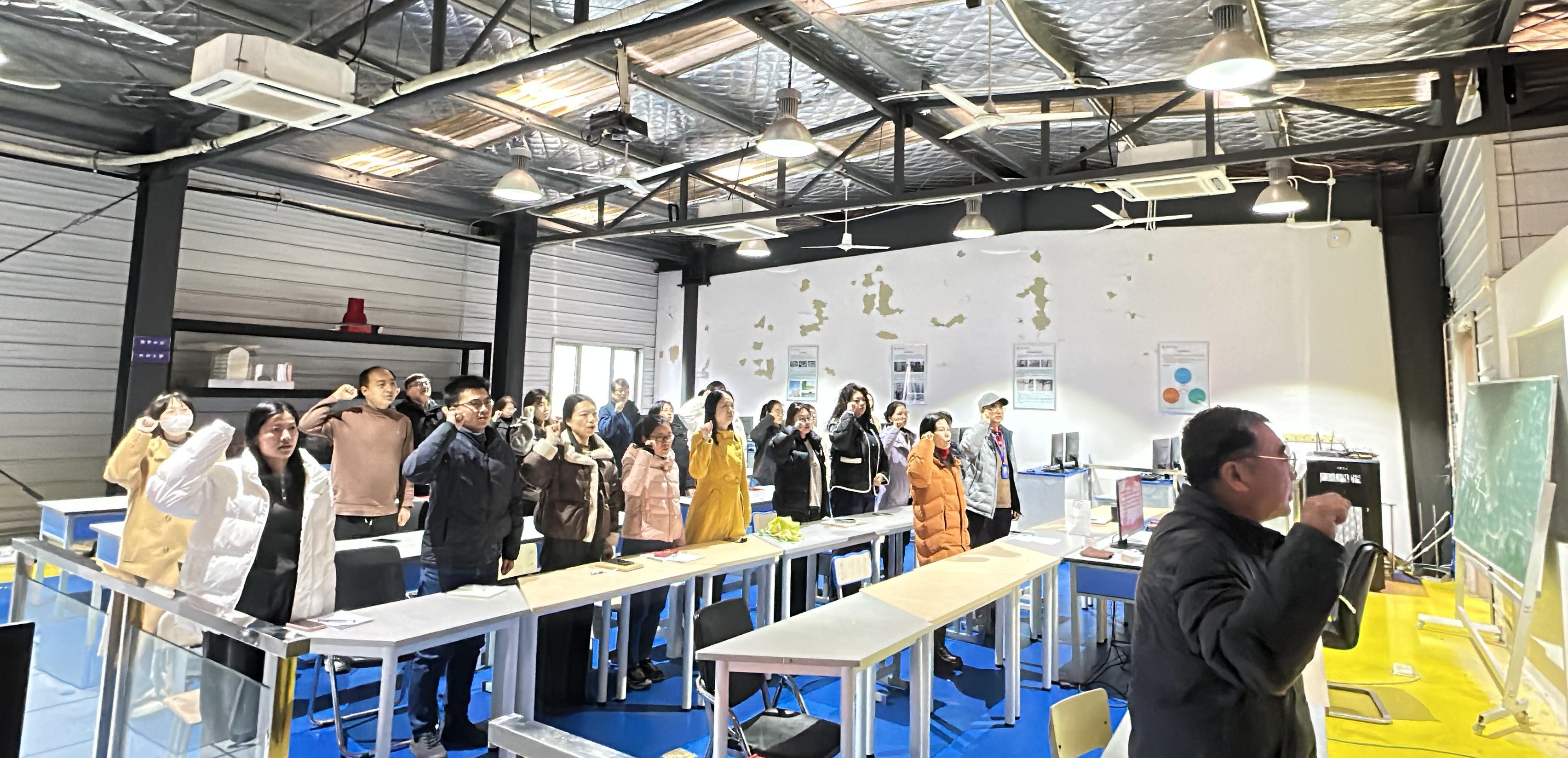 坚守师德底线，规范从教行为 | 智能工程学院召开师德师风警示教育会